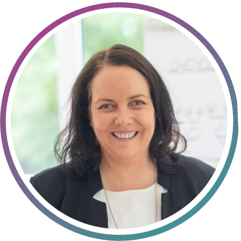 Start • Simona Hauth